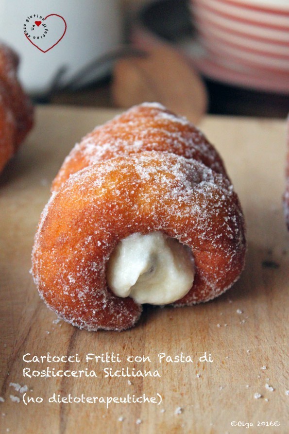 Cartocci Fritti con Crema di Ricotta (no dietoterapeutiche) – Un cuore ...